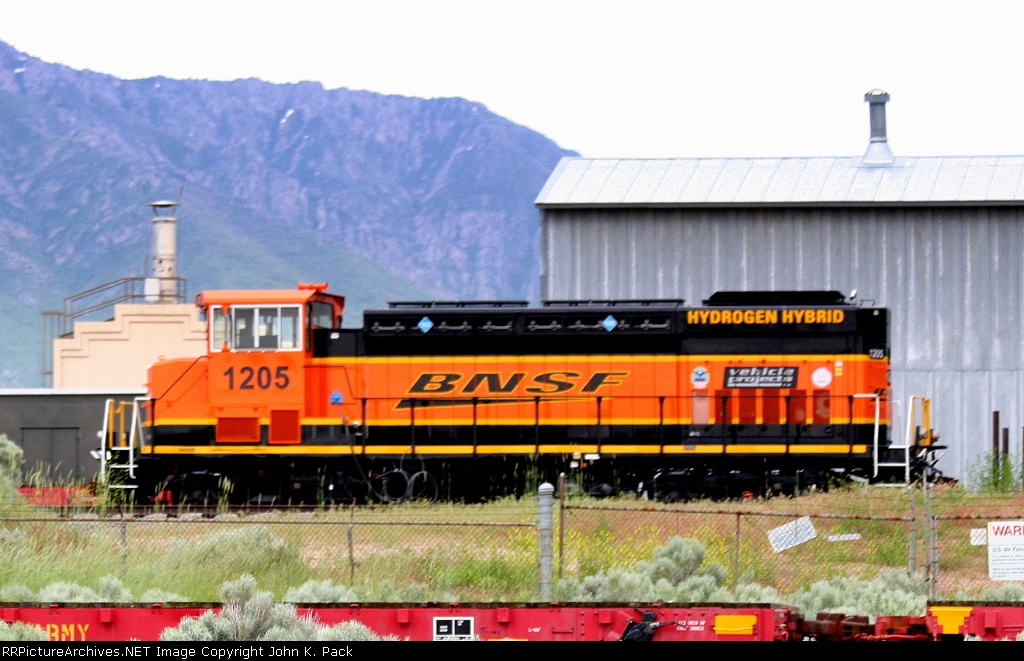 BNSF 1205